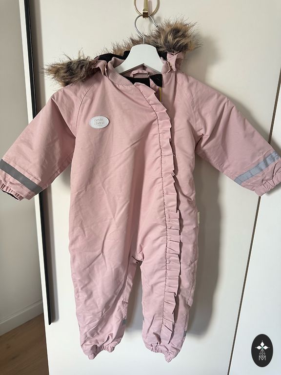 Zara 🌸 / Andele Mandele